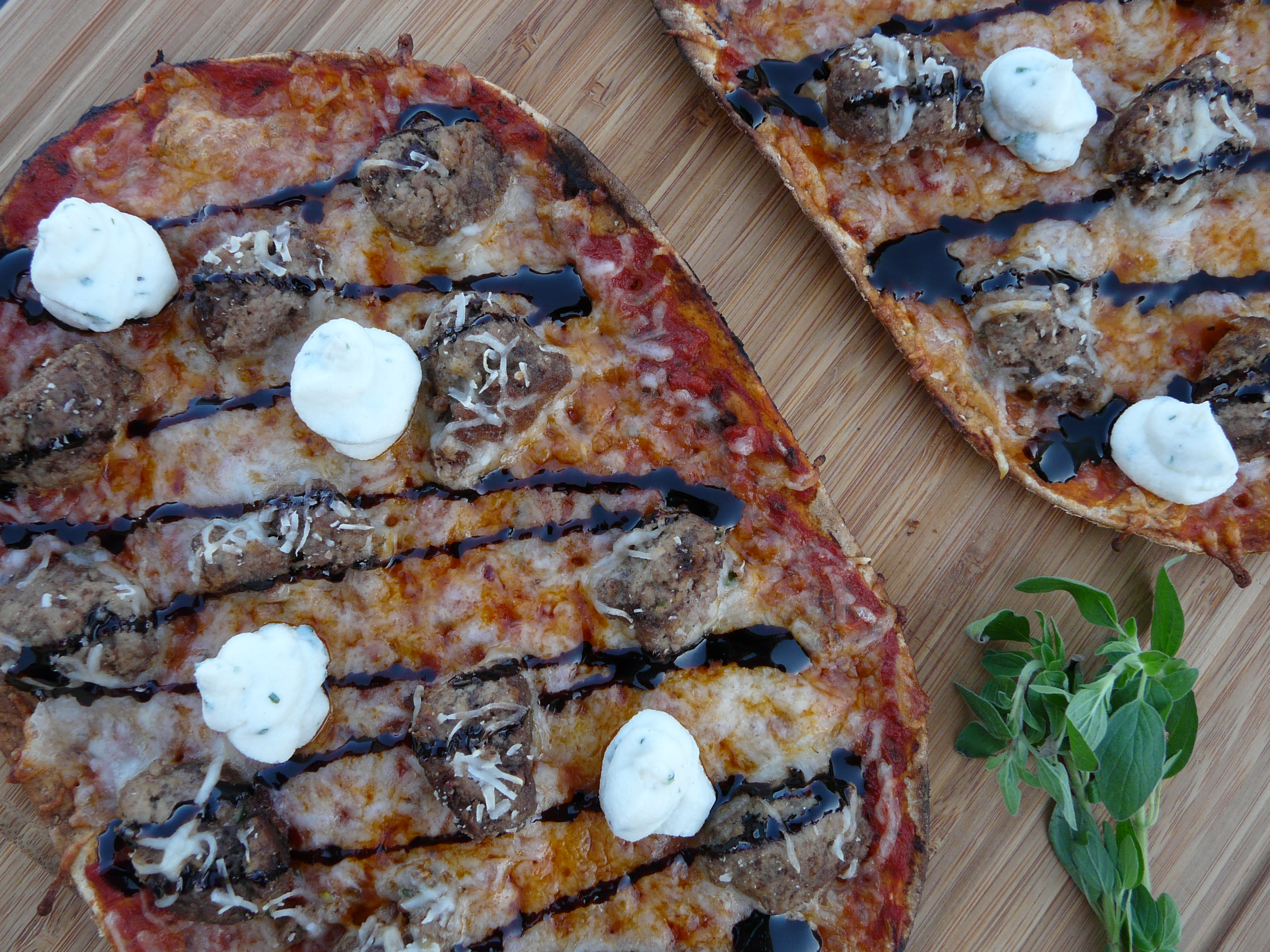Grilled Flatbread Meatball Pizza – Ways to my Heart